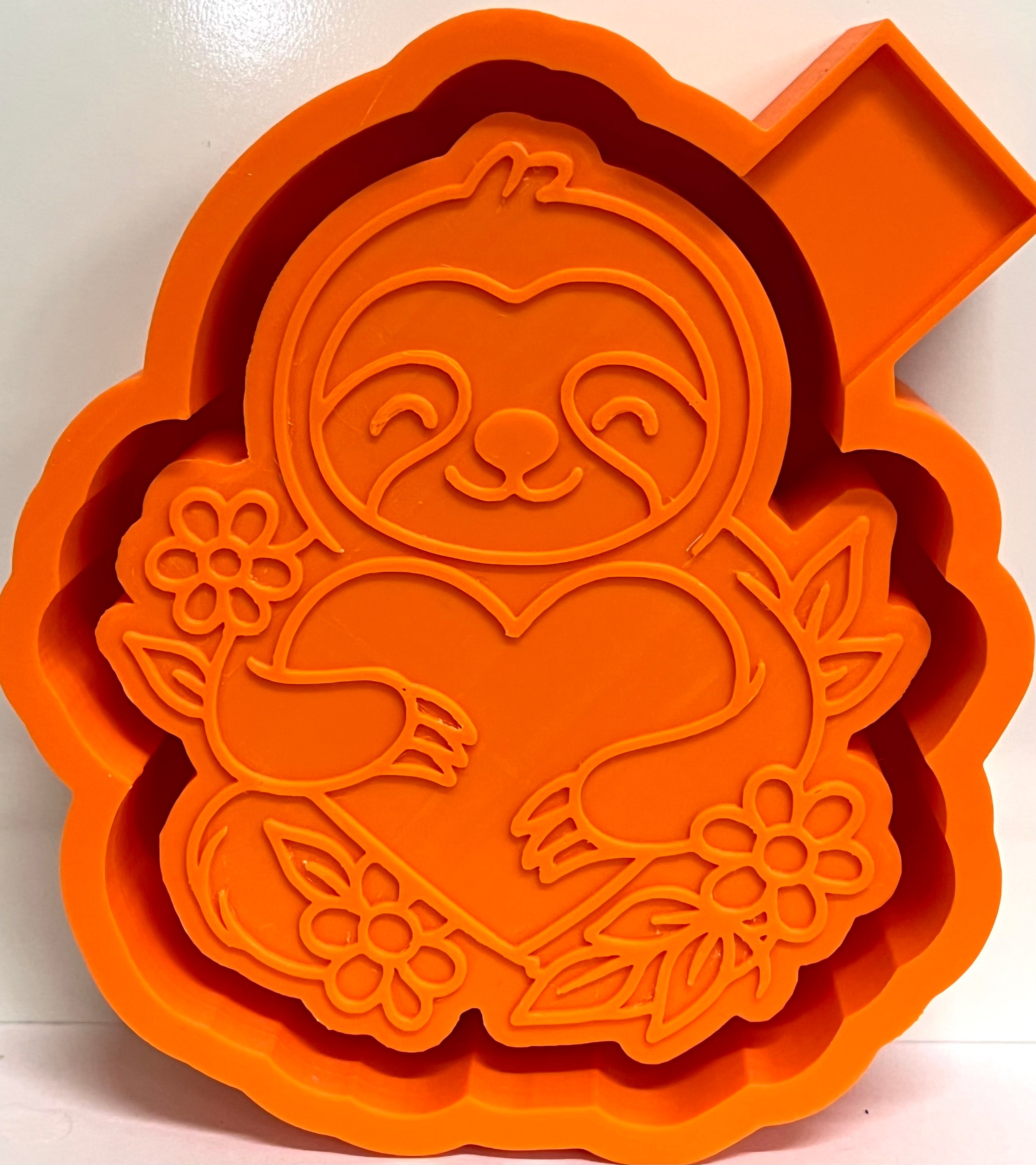Valentine Sloth Holding Heart Mold – Molds Gone Wild